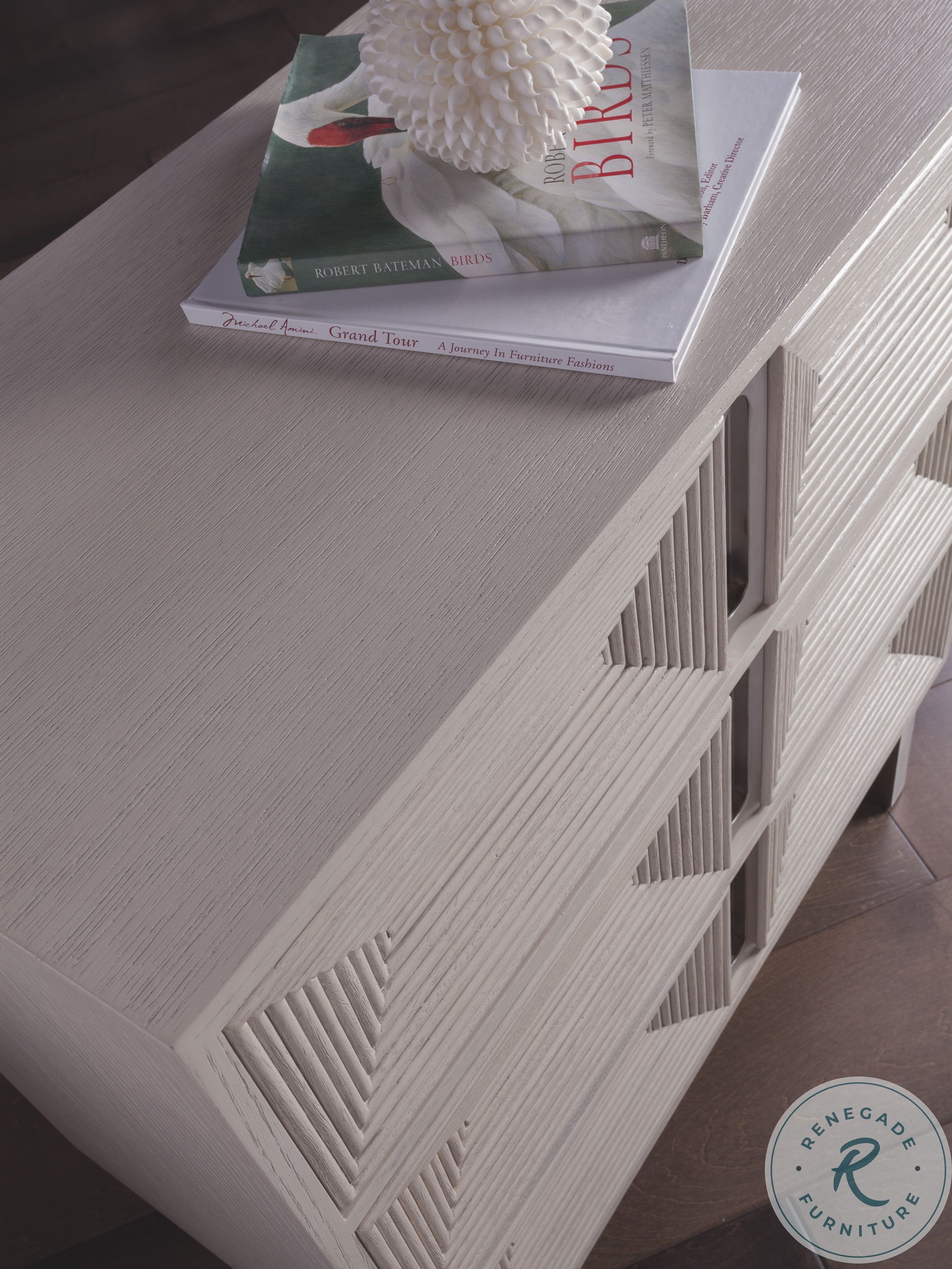 Signature Designs White Sandblasted Gradient Hall Chest ...